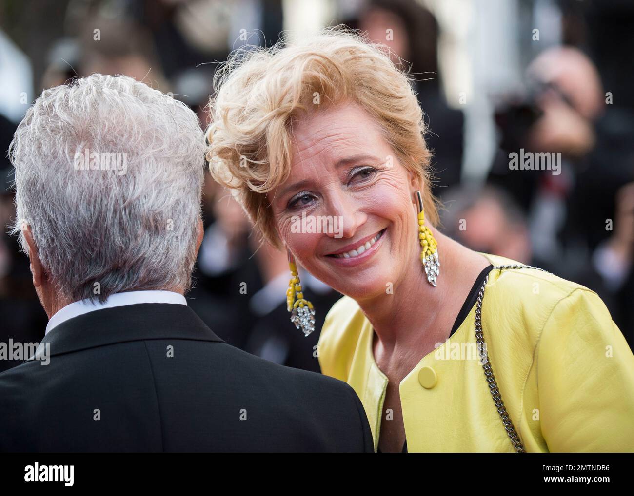 Dustin Hoffman, left, and Emma Thompson pose for photographers upon ...