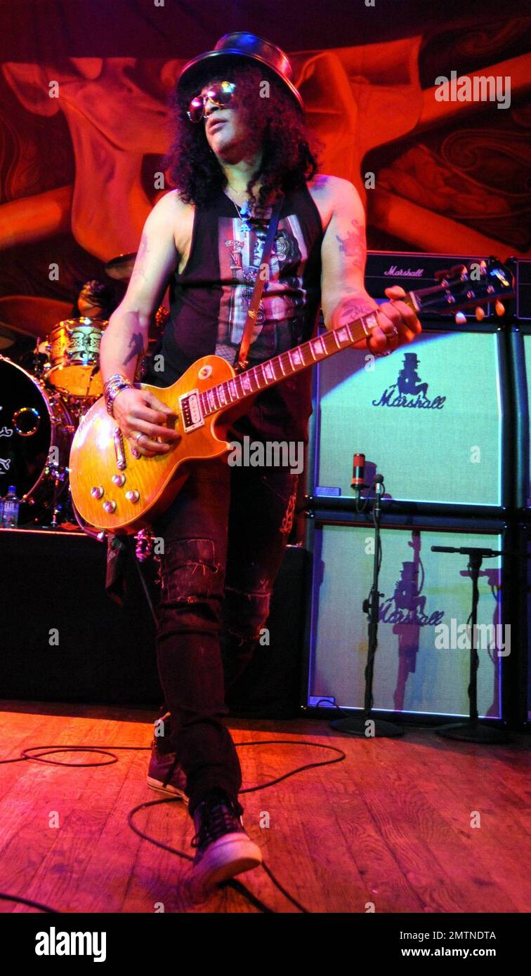 Legendary guitarist Slash performs live in concert at the famed House ...
