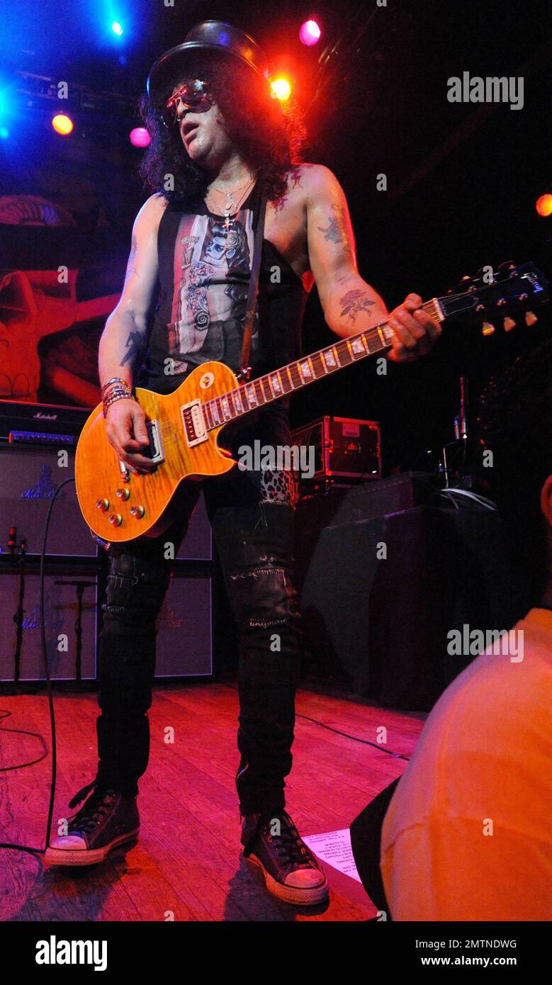 Legendary guitarist Slash performs live in concert at the famed House ...