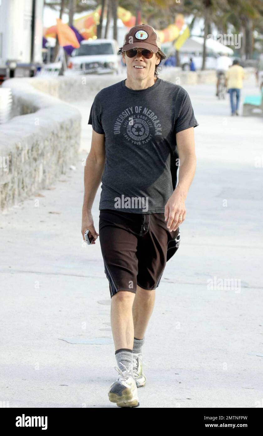 Exclusive!! Actor Kevin Bacon flashes a smile as he gets in some ...