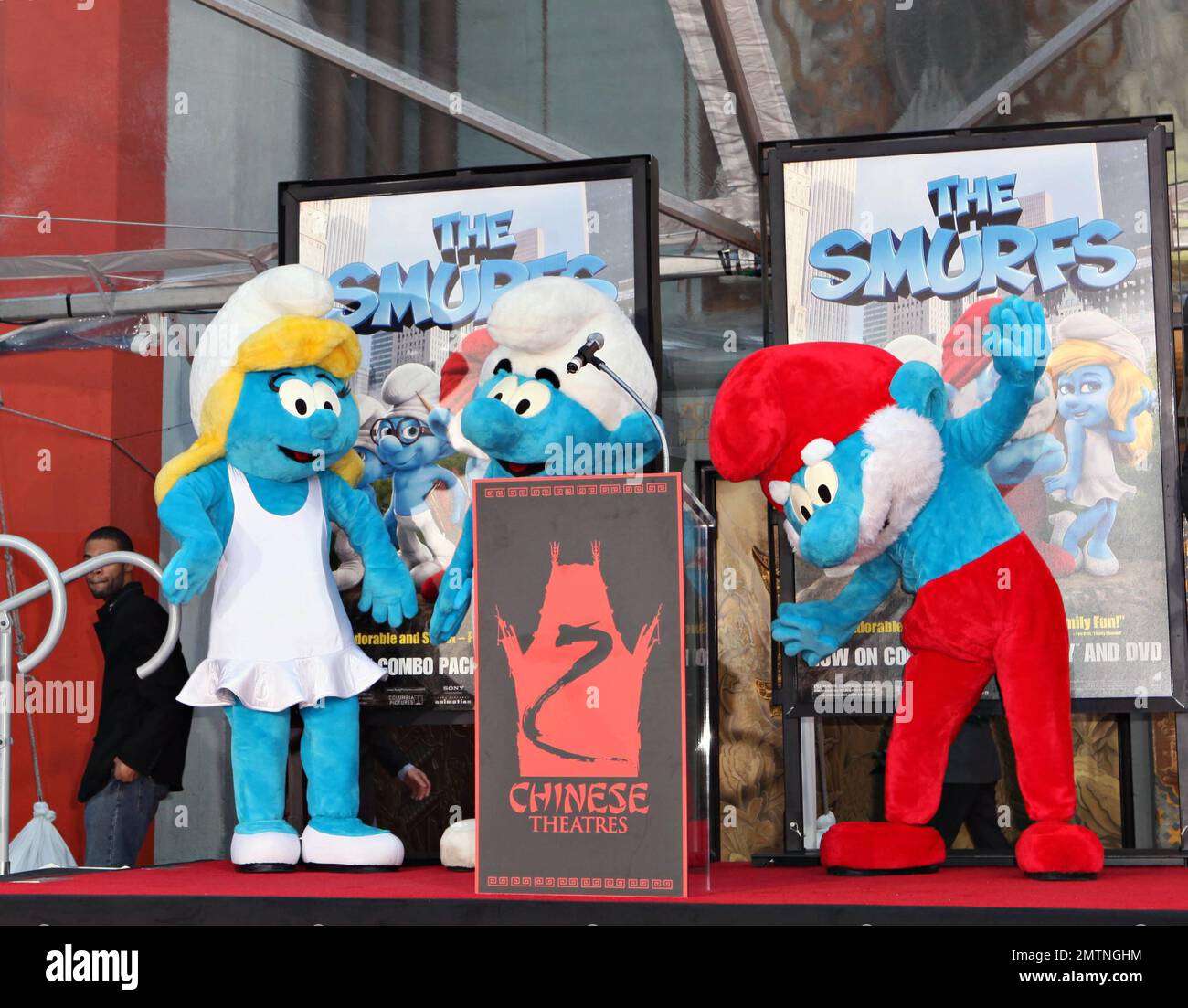 Papa Smurf, Clumsy and Smurfette at The Smurfs handprint and footprint ...