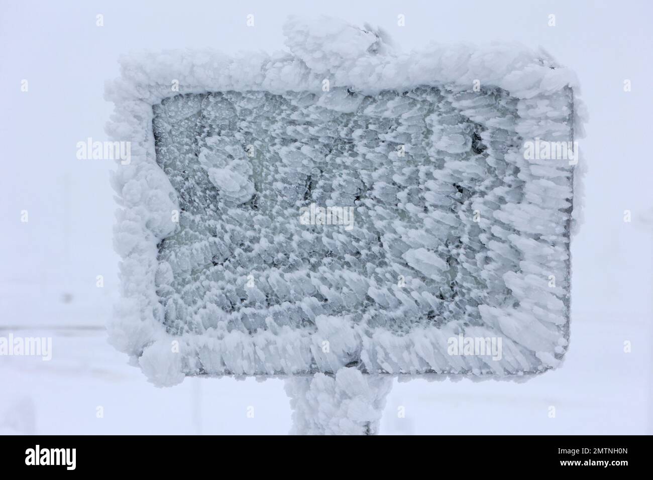 Harzer schmalspurbahnen train snow hi-res stock photography and images ...