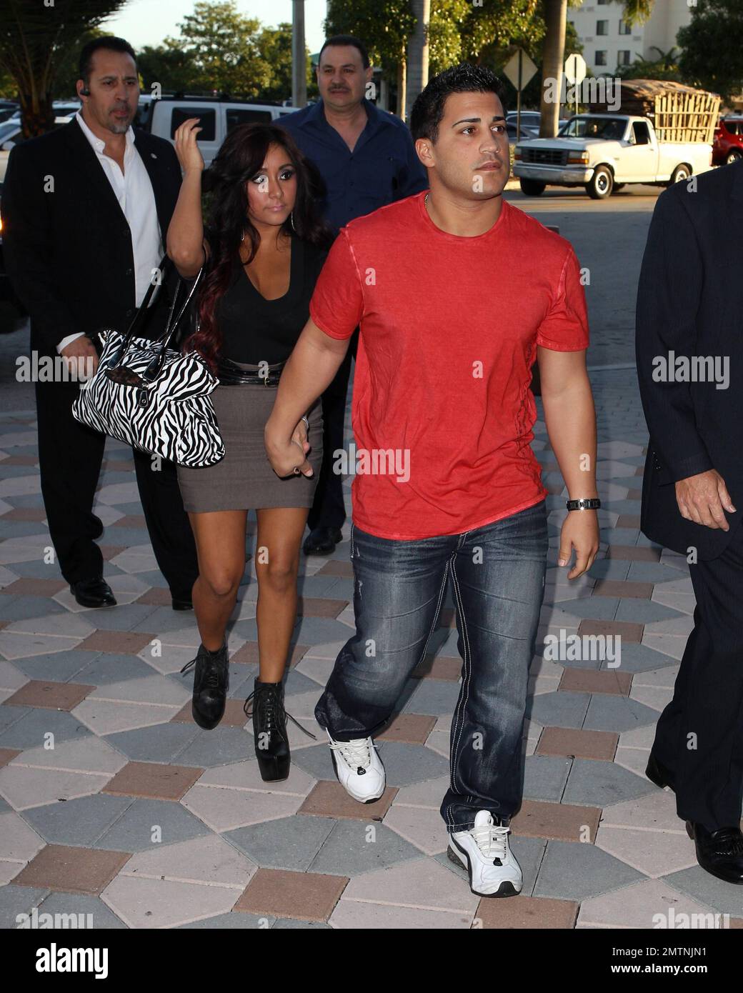 "Jersey Shore" star Nicole "Snooki" Polizzi launches her first ...