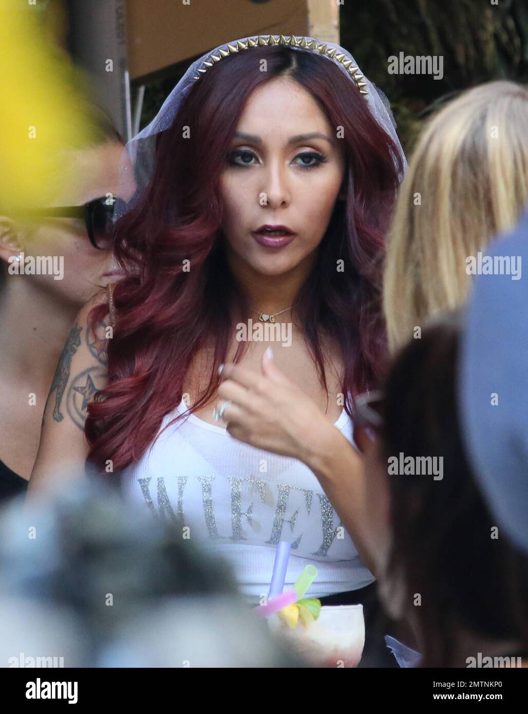 Snooki hair hi-res stock photography and images - Alamy