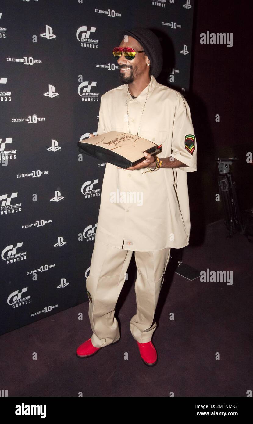 Snoop Dogg, now known as Snoop Lion, delivers an exclusive performance ...