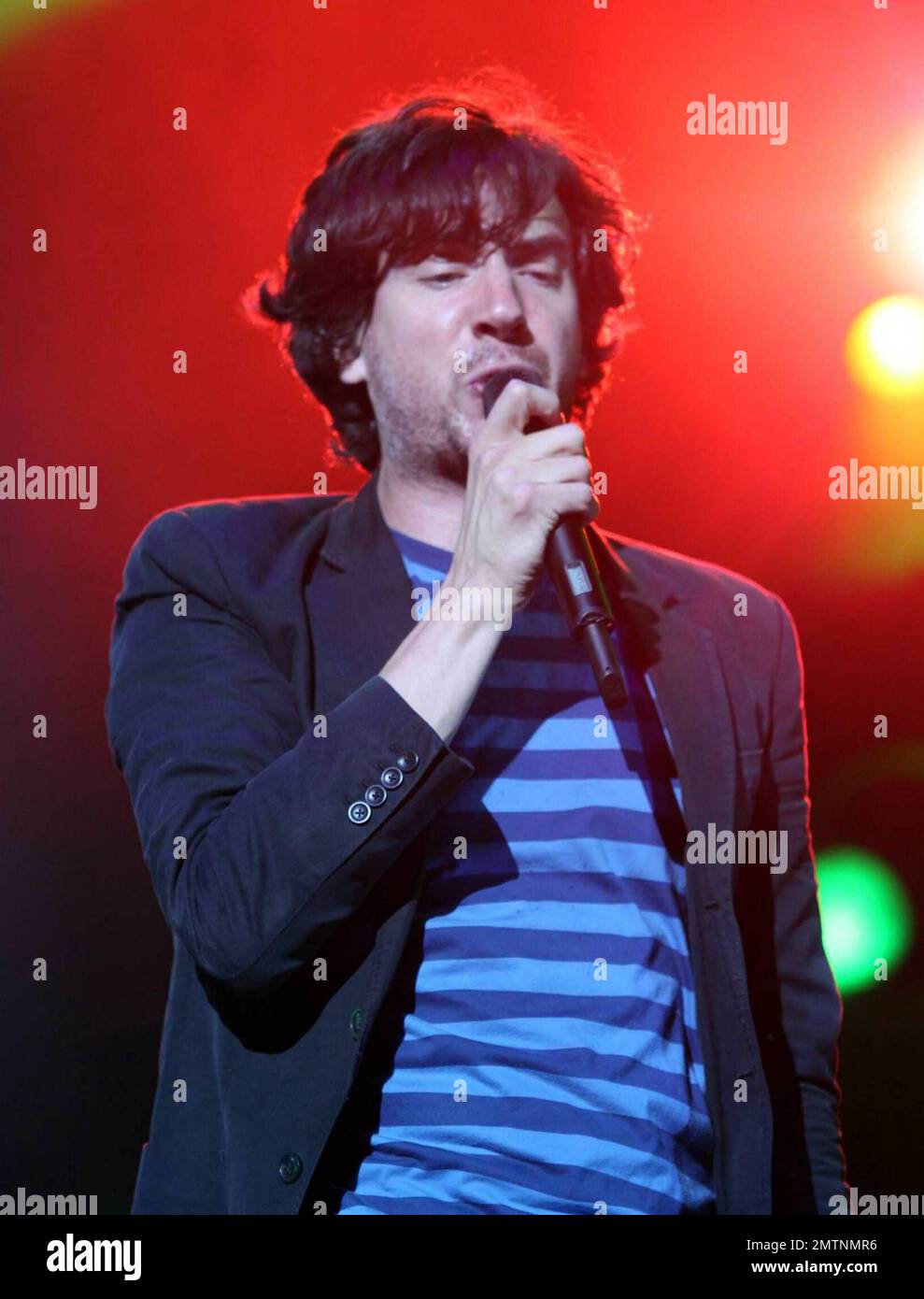 Viral laryngitis hi-res stock photography and images - Alamy