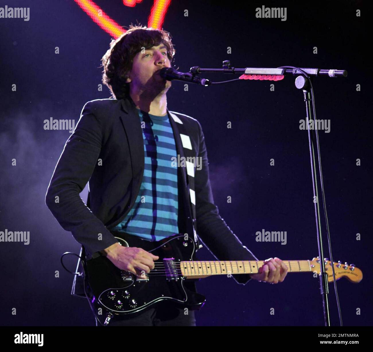 Snow Patrol headline at the V Festival after Oasis had to cancel ...