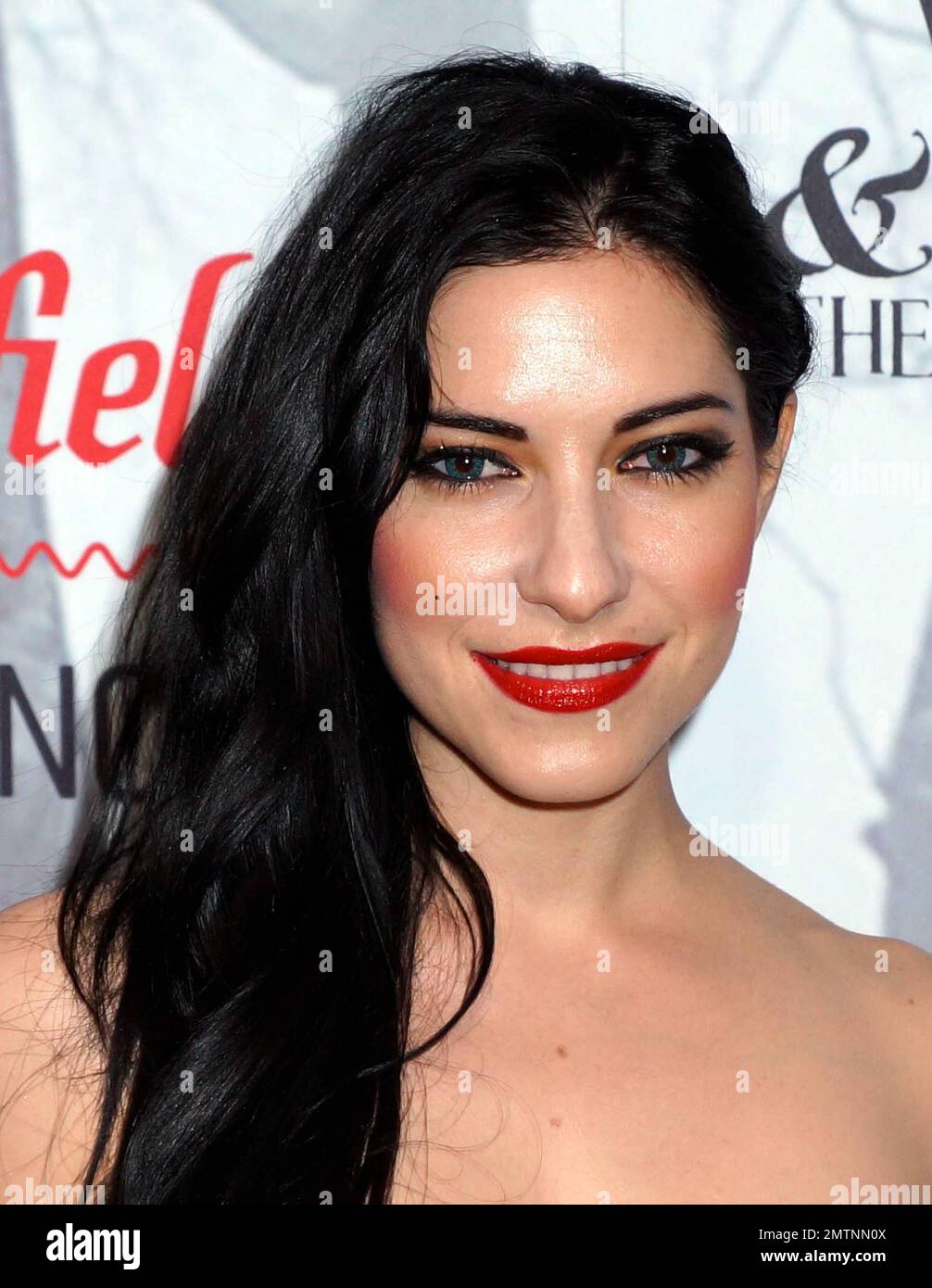 The Veronicas at the Australian premiere of "Snow White and the ...