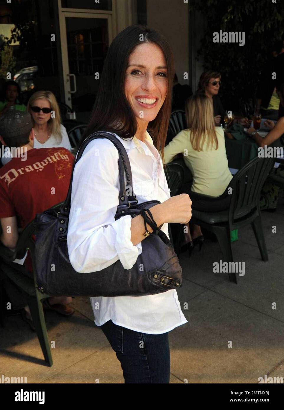 Exclusive Soleil Moon Frye Has An Animated Lunch With Pals On Larchmont Avenue Soleil Took To