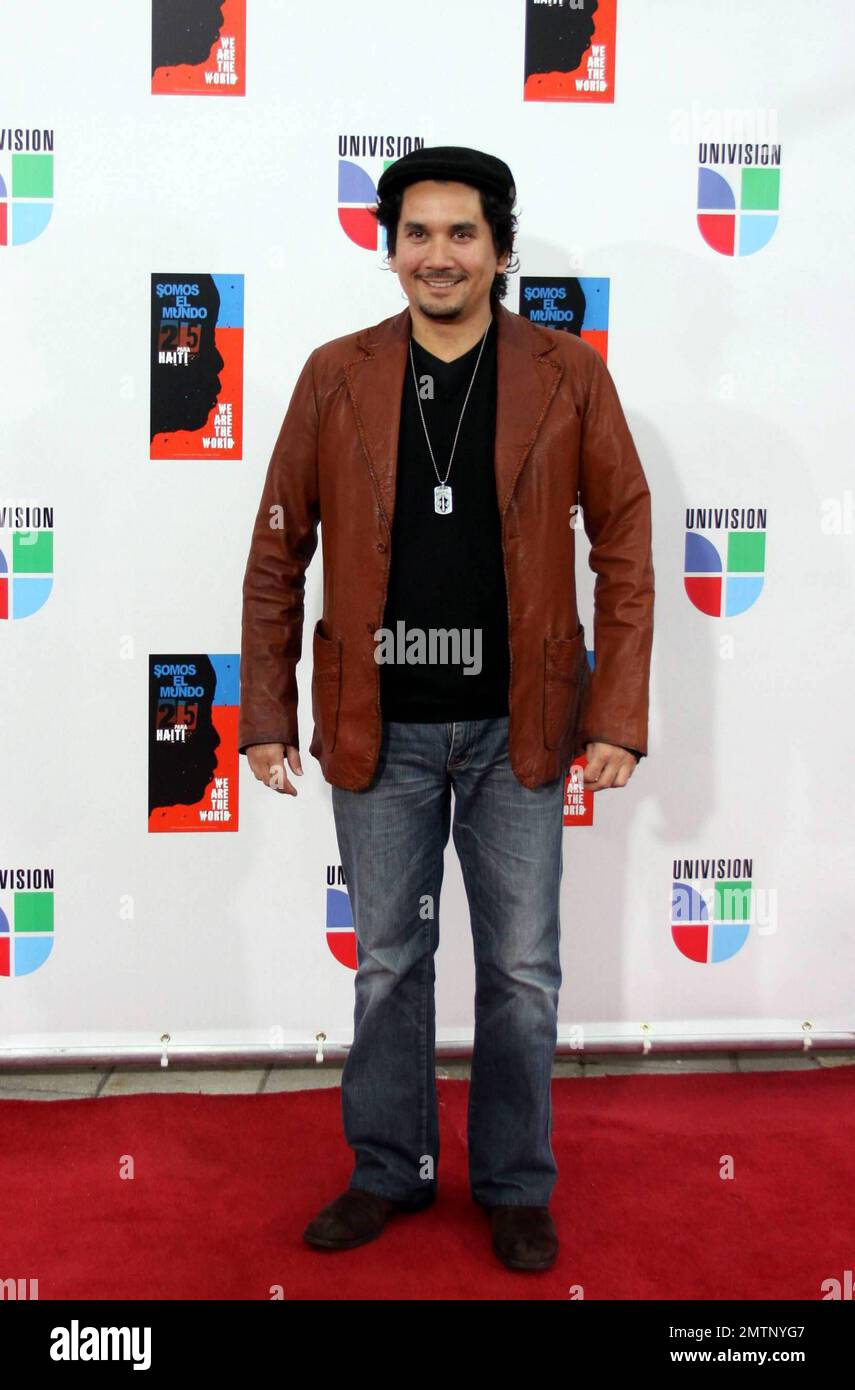 Jorge Villamizar at the epic recording of "Somos El Mundo," the Spanish ...