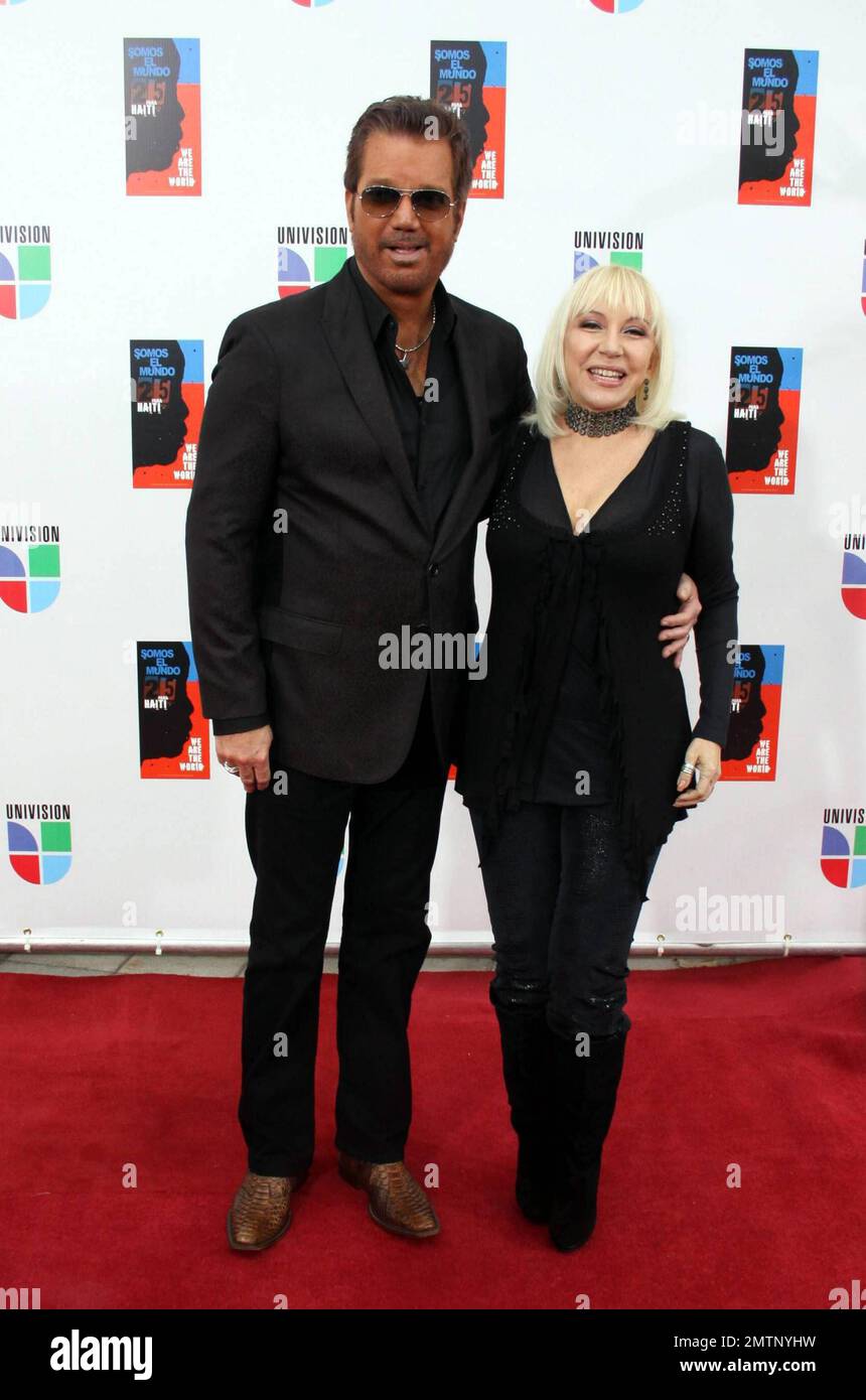 Willie Chirino at the epic recording of "Somos El Mundo," the Spanish ...