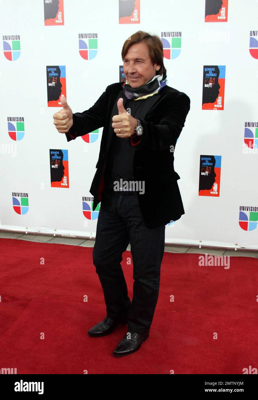 Ricardo Montaner at the epic recording of "Somos El Mundo," the Spanish ...