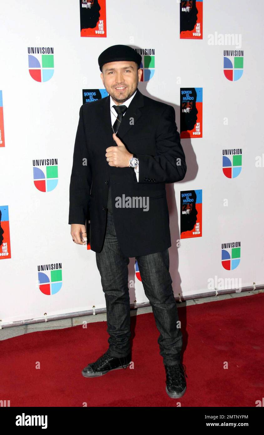 Lizarraga at the epic recording of "Somos El Mundo," the Spanish ...