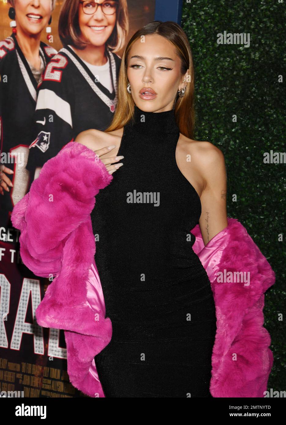 Los Angeles Ca January 31 Delilah Belle Hamlin Attends The Los