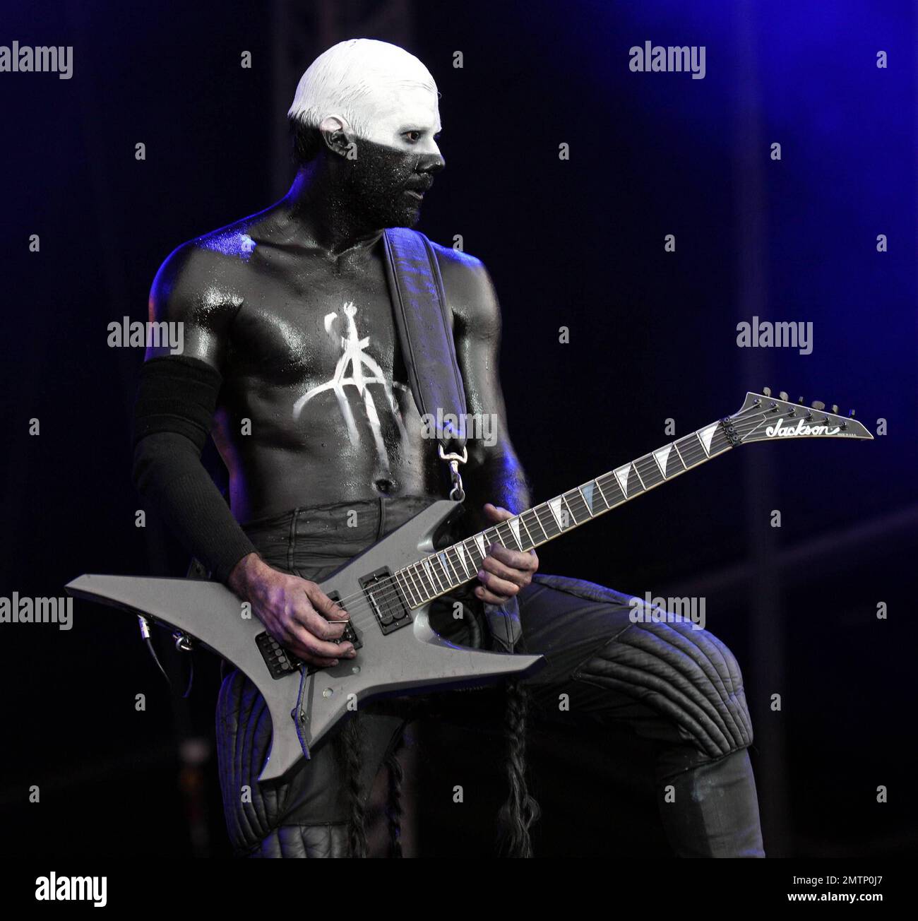 Limp bizkit performs hi-res stock photography and images - Alamy