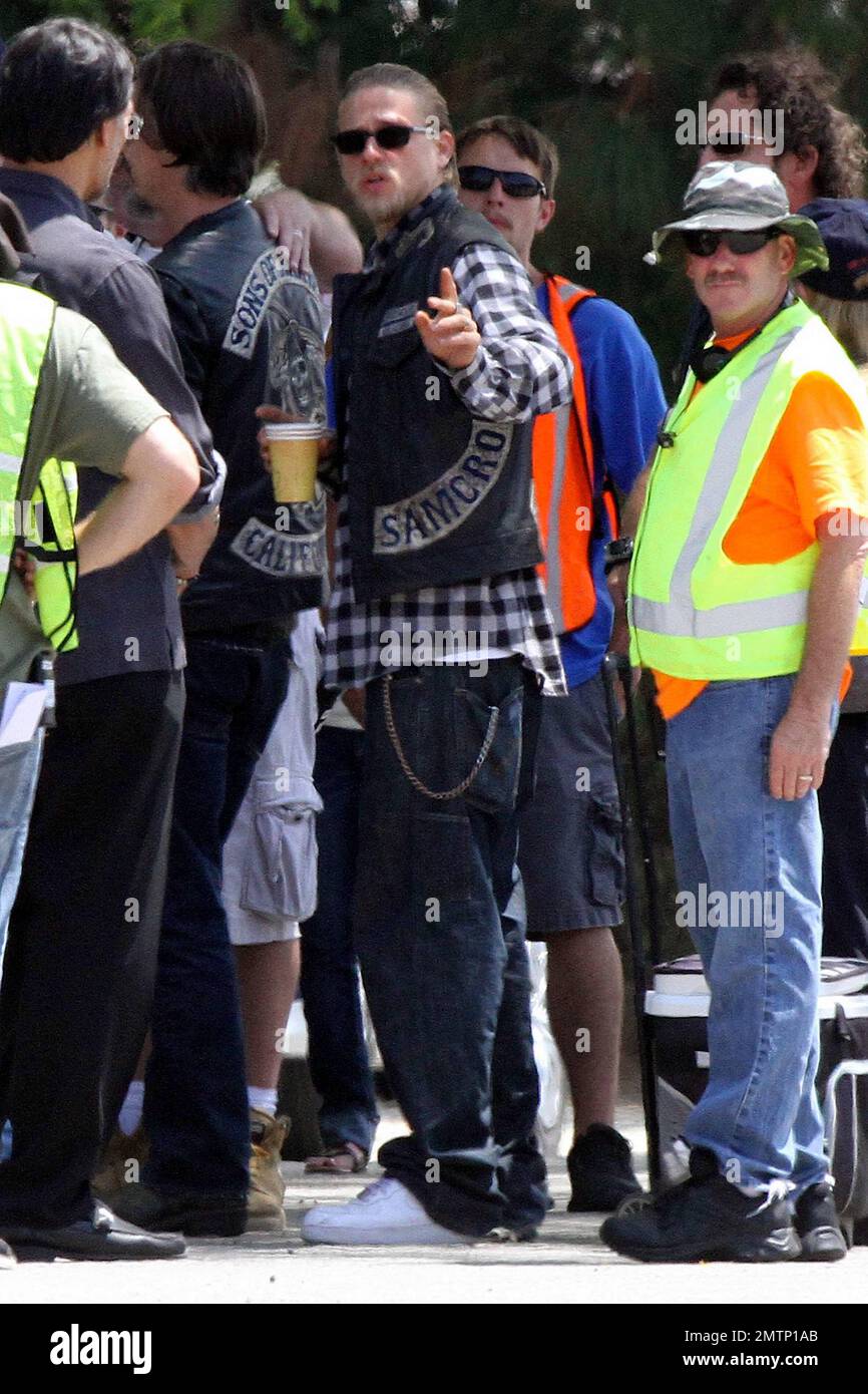 EXCLUSIVE!! Charlie Hunnam, Tommy Flanagan and Jimmy Smits' film scenes ...