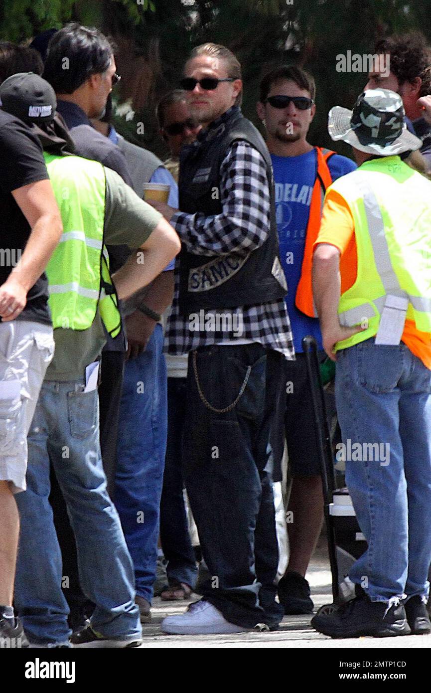 EXCLUSIVE!! Charlie Hunnam, Tommy Flanagan and Jimmy Smits' film scenes ...