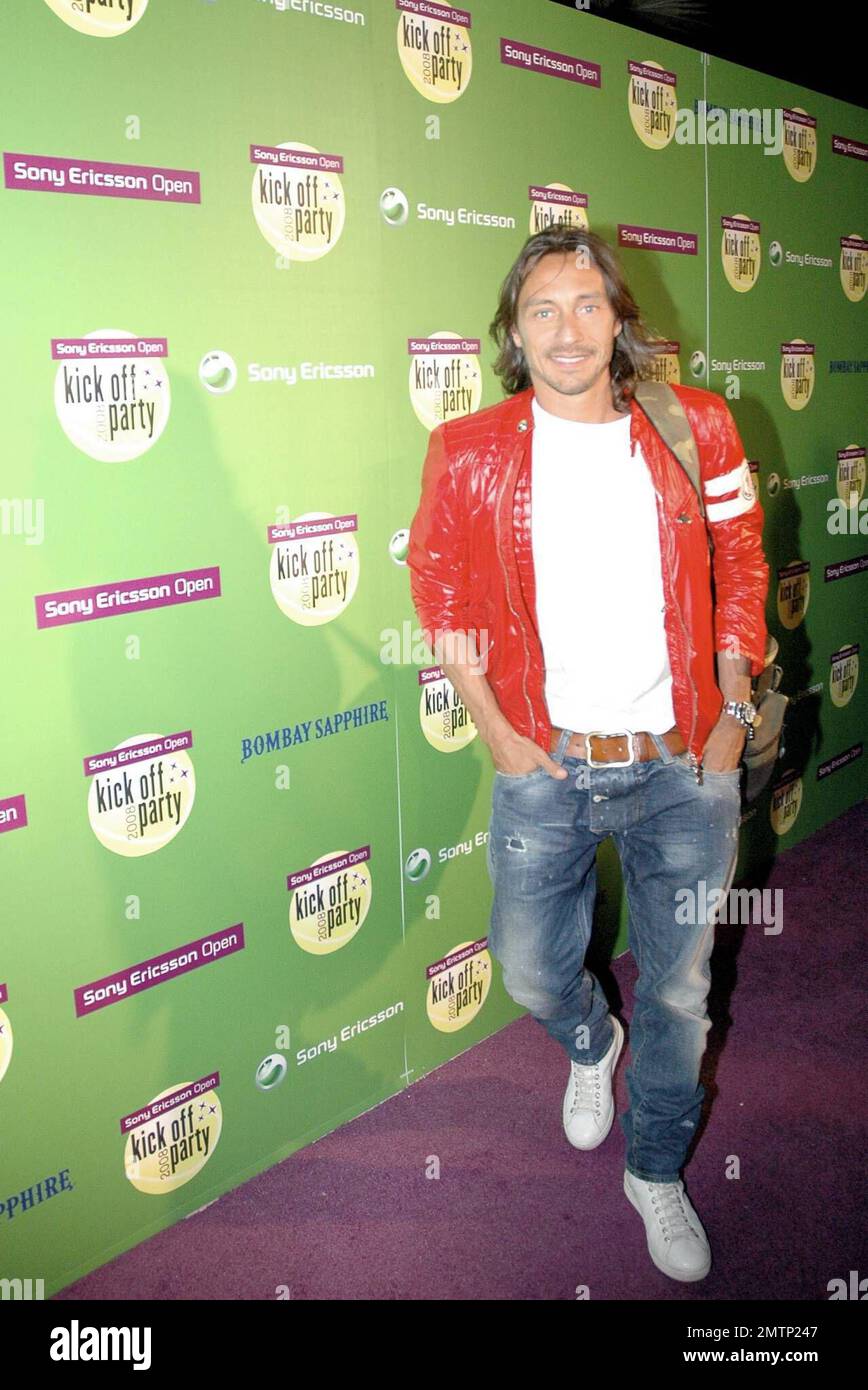 Bob Sinclair attends the second annual Sony Ericsson Player Party at ...