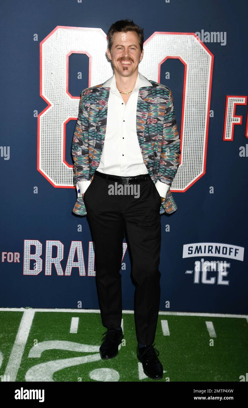 LOS ANGELES, CA - JANUARY 31: Alex Moffat attends the Los Angeles ...