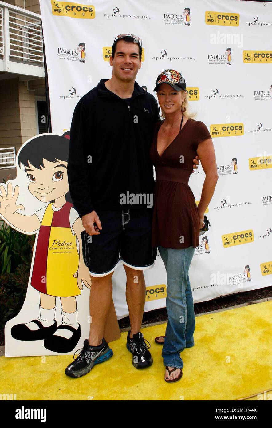 Brandon Molale and Kim Wolfe at the Spike for HOPE celebrity beach ...