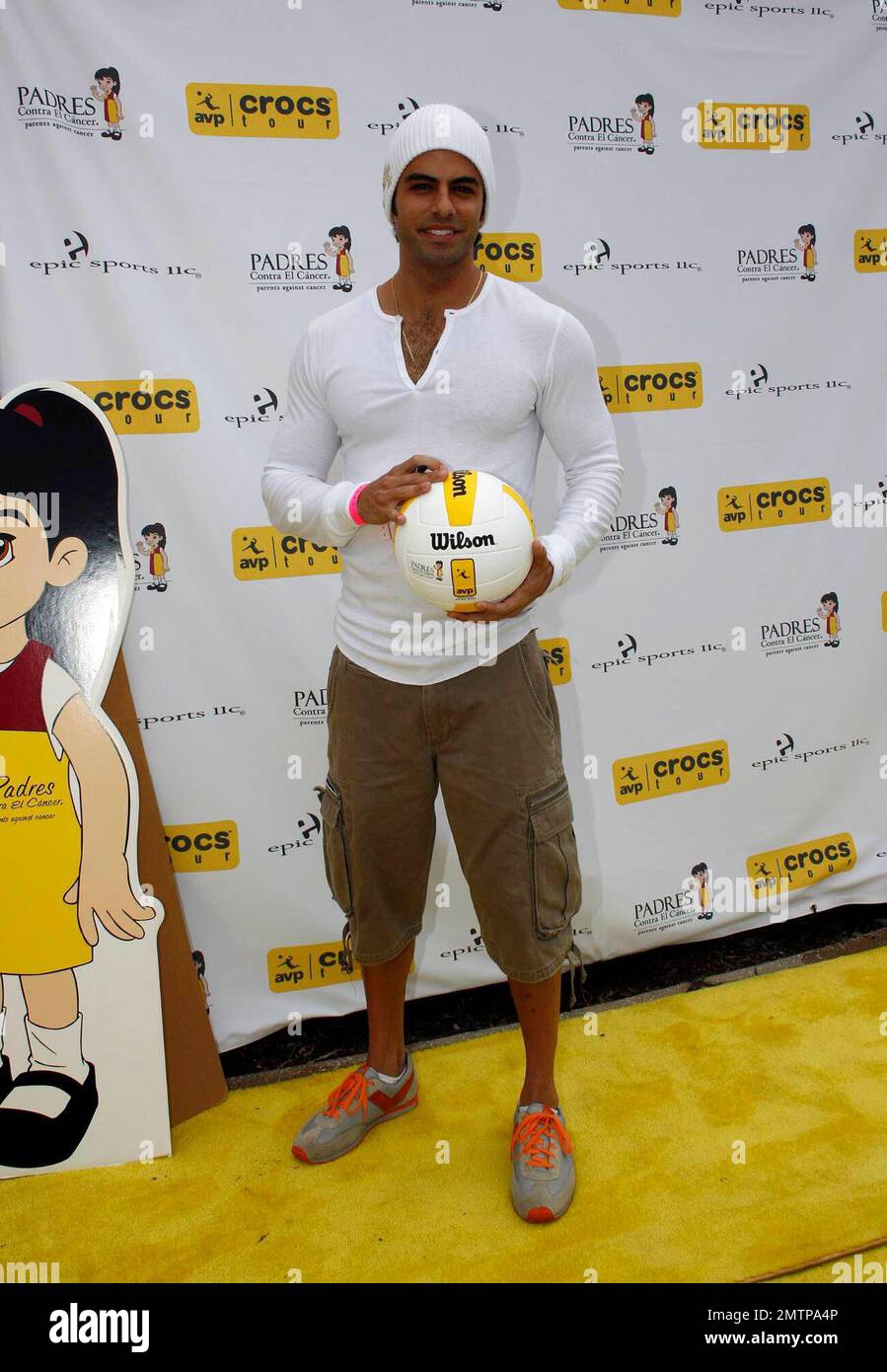 Adrian Bellani at the Spike for HOPE celebrity beach volleyball match ...