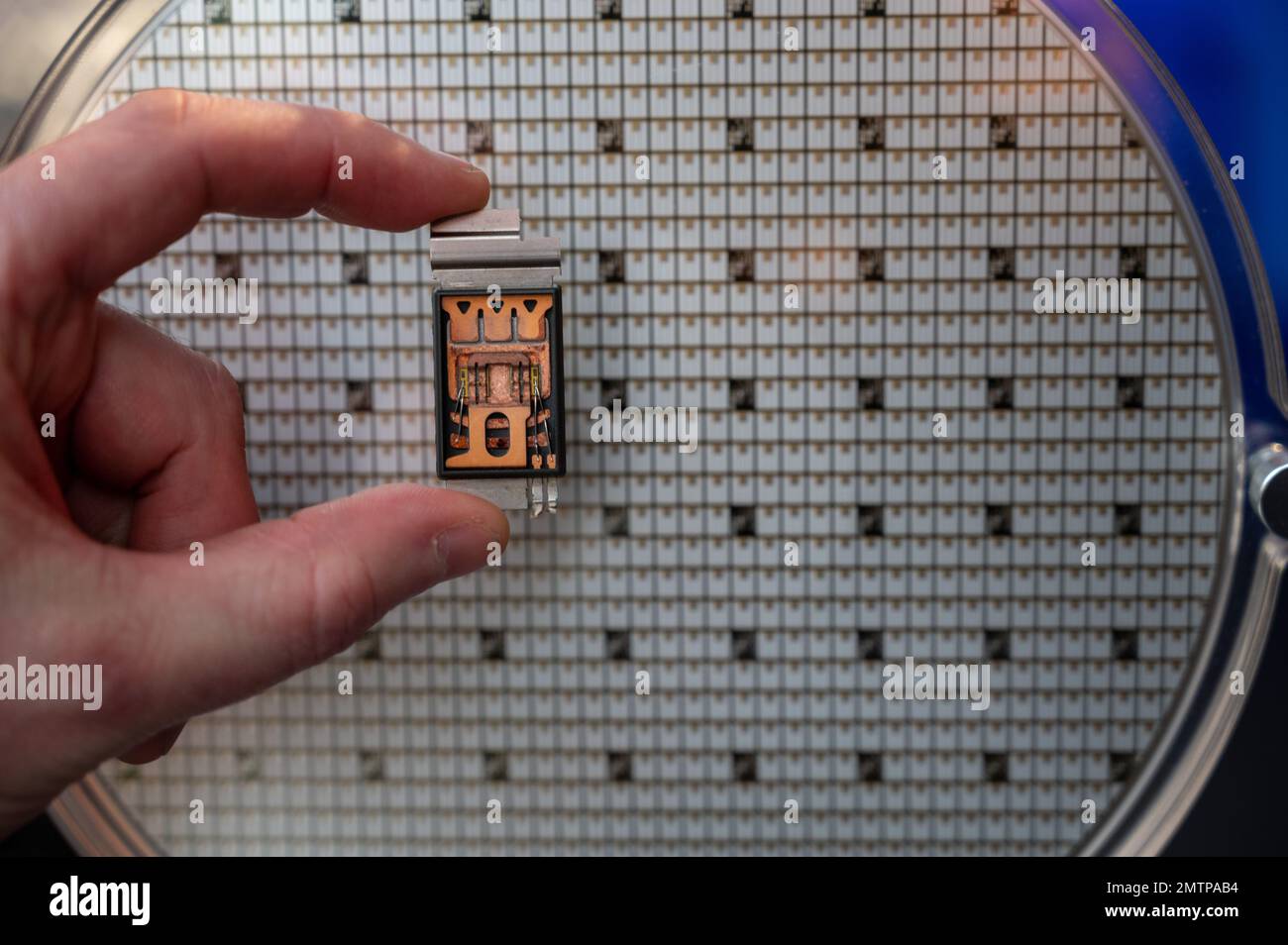 Silicon carbide wafer hi-res stock photography and images - Alamy