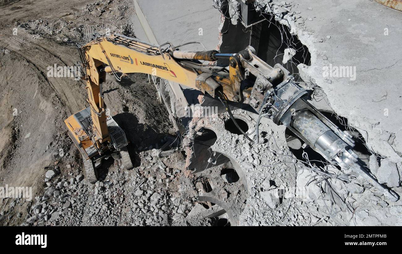 Hydraulic heavy equipment hi-res stock photography and images - Alamy