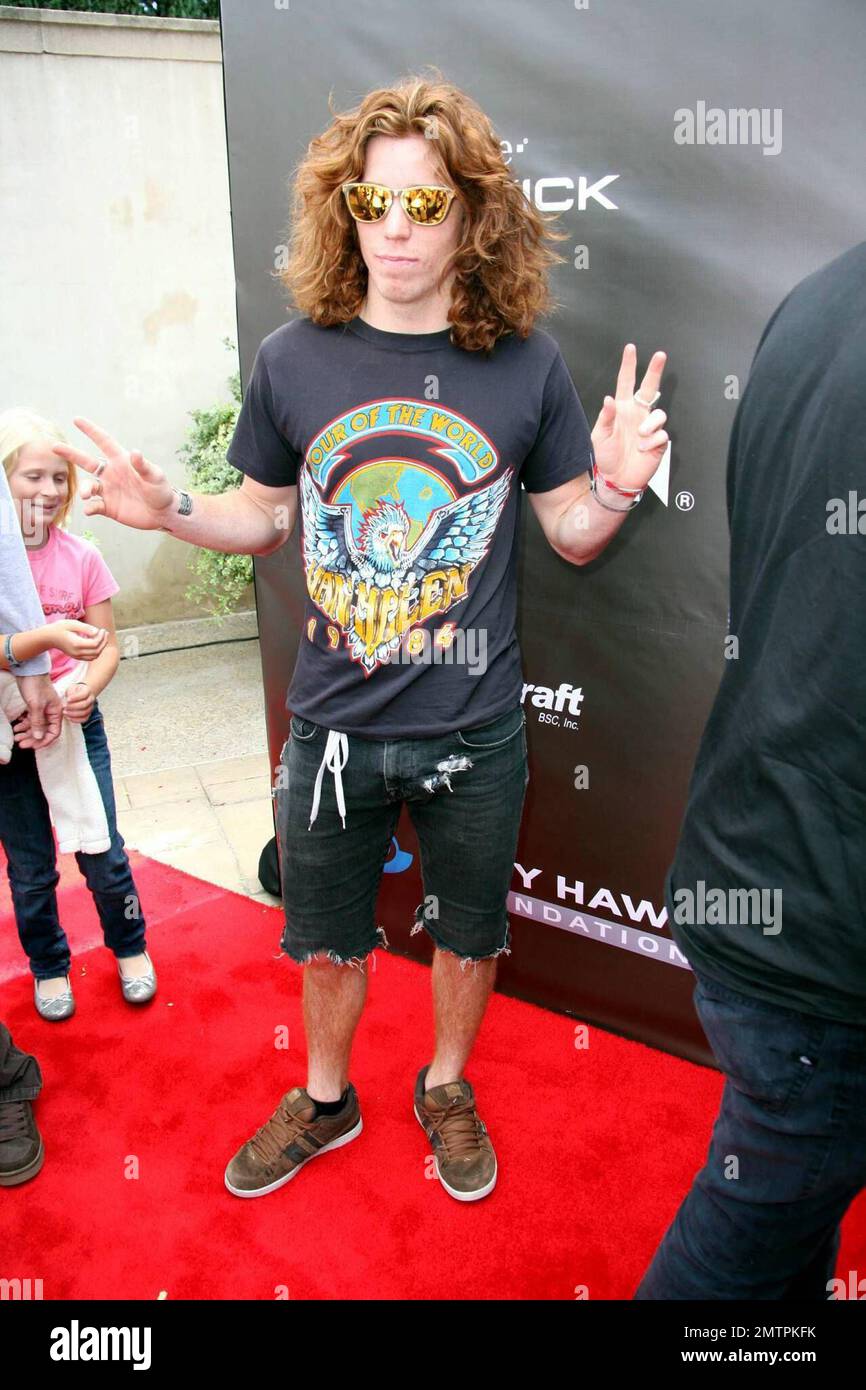 Shaun White attends the Stand Up for Skateparks Benefit for the Tony ...