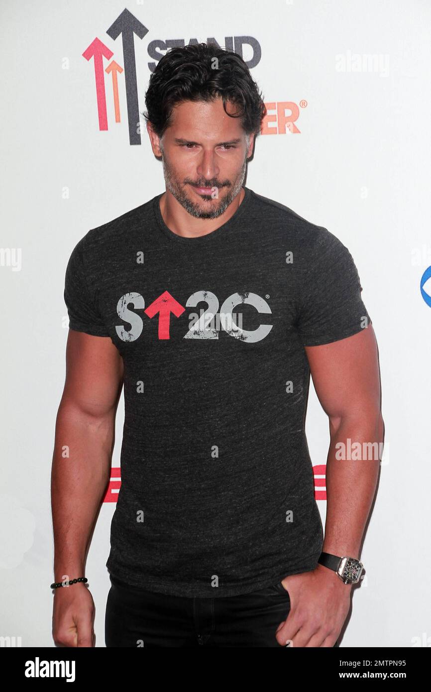 Su2c t shirt hi-res stock photography and images - Alamy