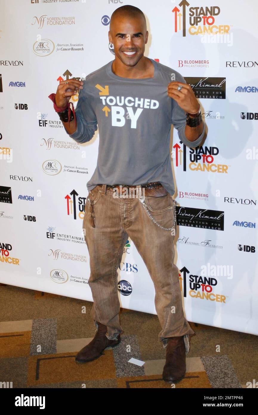 Shemar Moore at the Stand Up to Cancer Telethon inside the Kodak ...