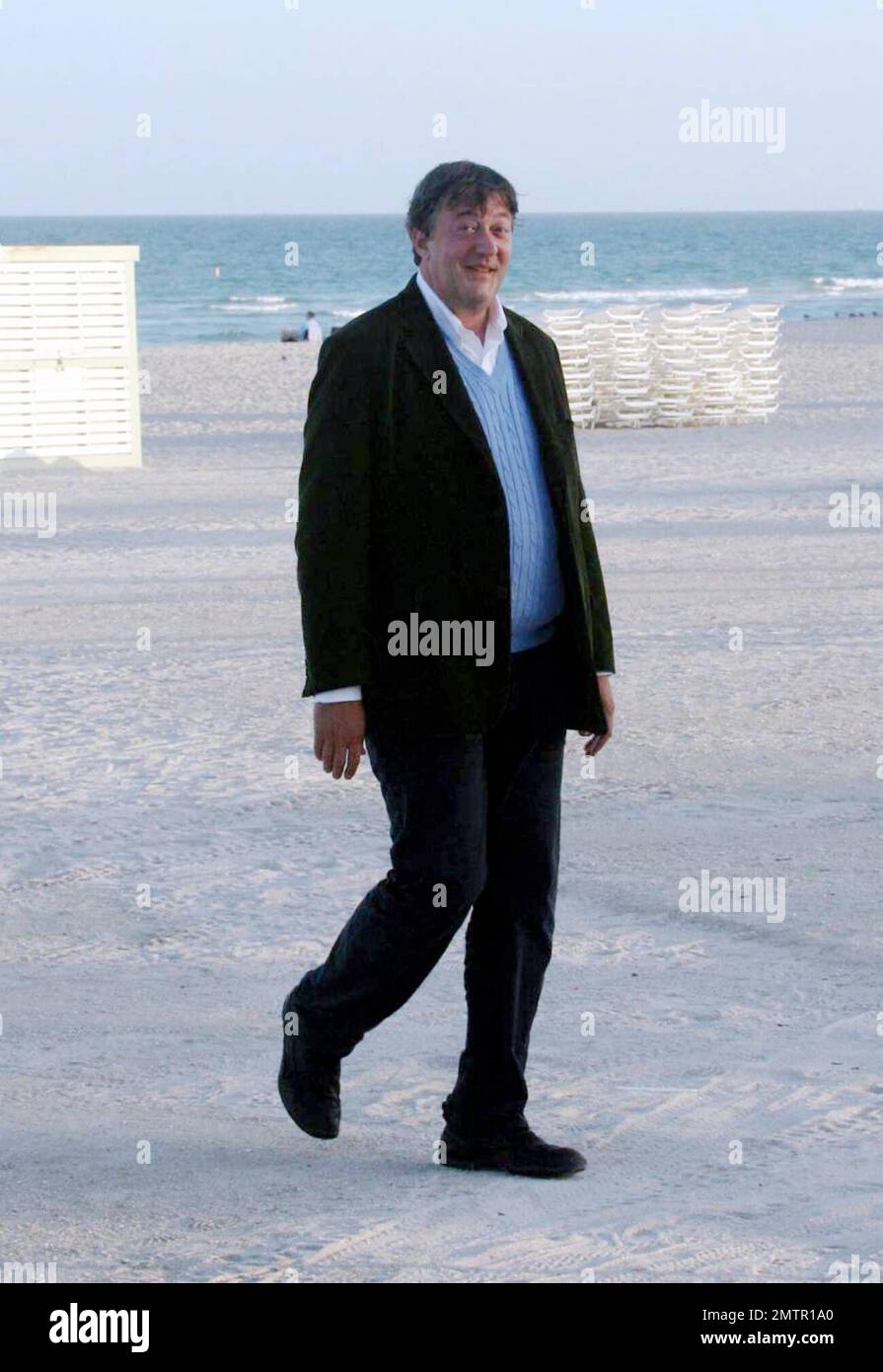 Exclusive!! UK comic, actor and writer Stephen Fry films an exerpt on ...