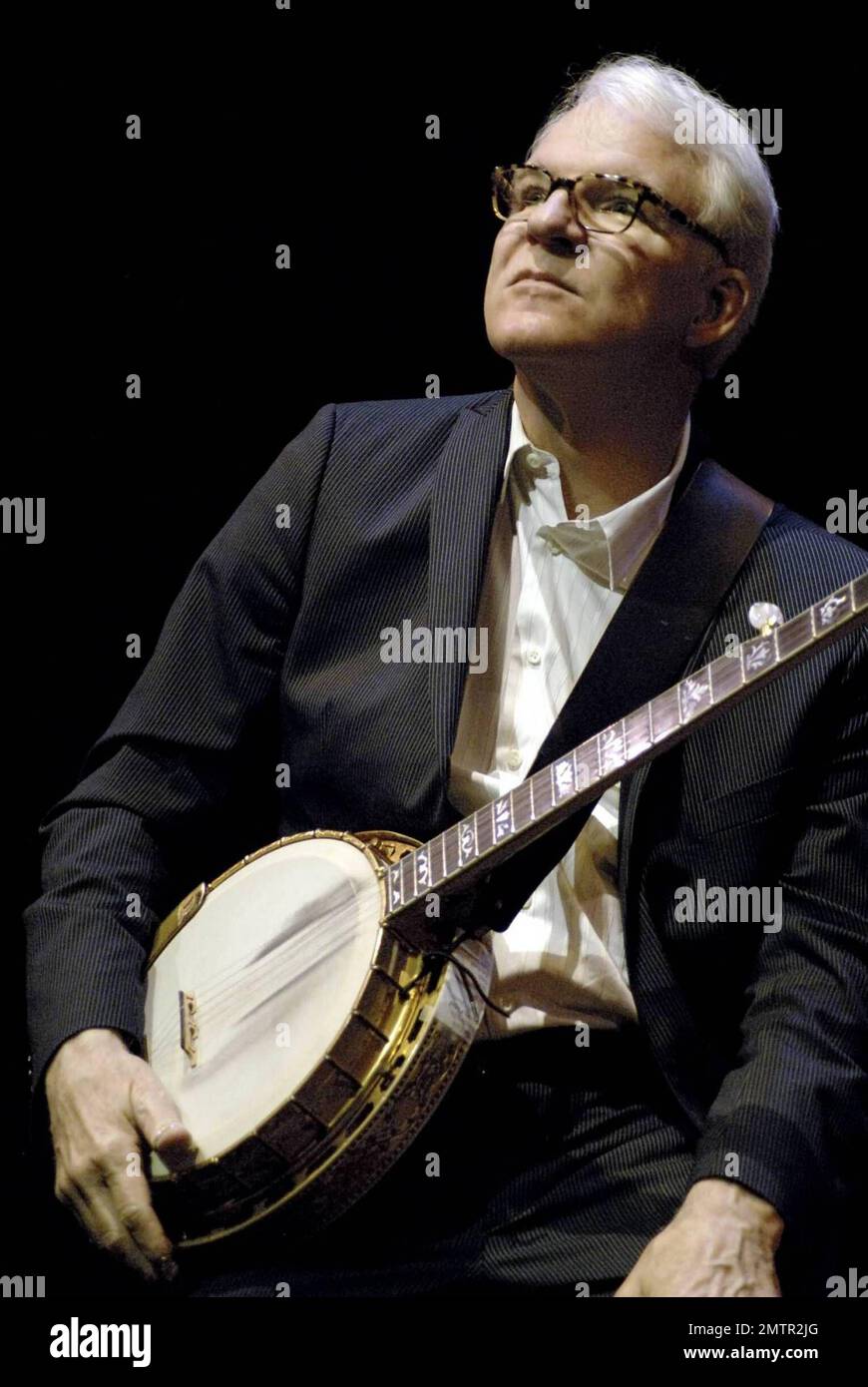 Steve martin white suit hi-res stock photography and images - Alamy