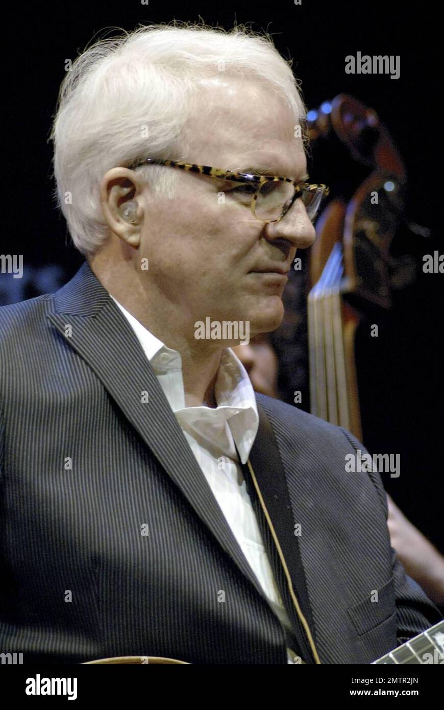 Actor, comedian and musician Steve Martin performs live alongside the ...