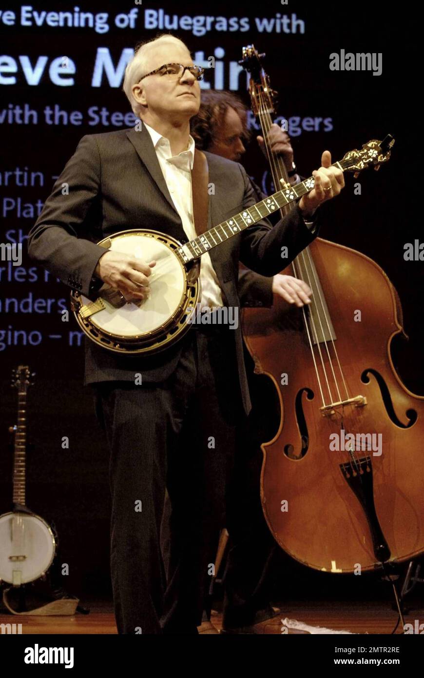 Actor, comedian and musician Steve Martin performs live alongside the ...
