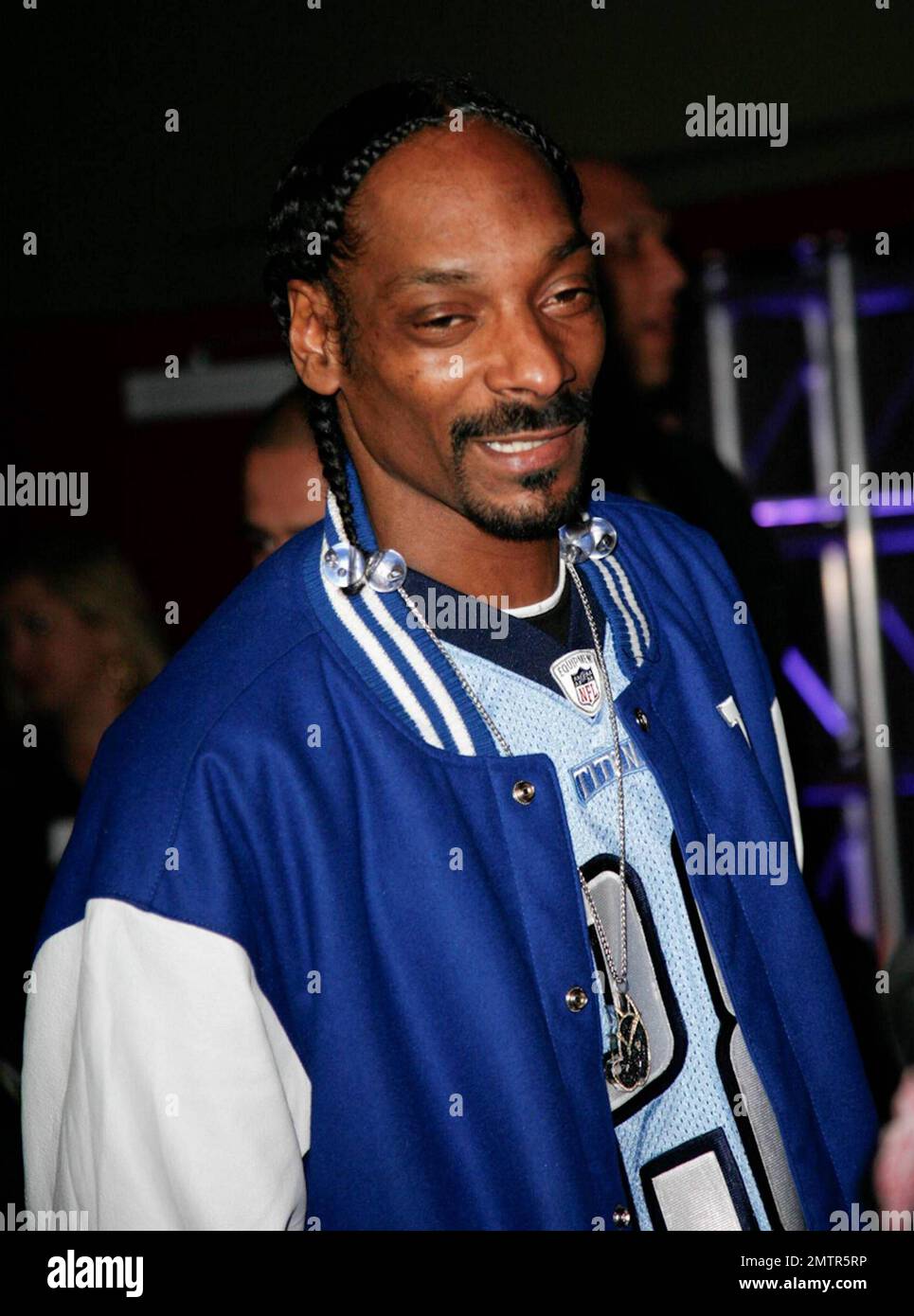 Snoop Dogg arrives at H.O.M.E. Foundation's STIKS Celebrity Video Game ...