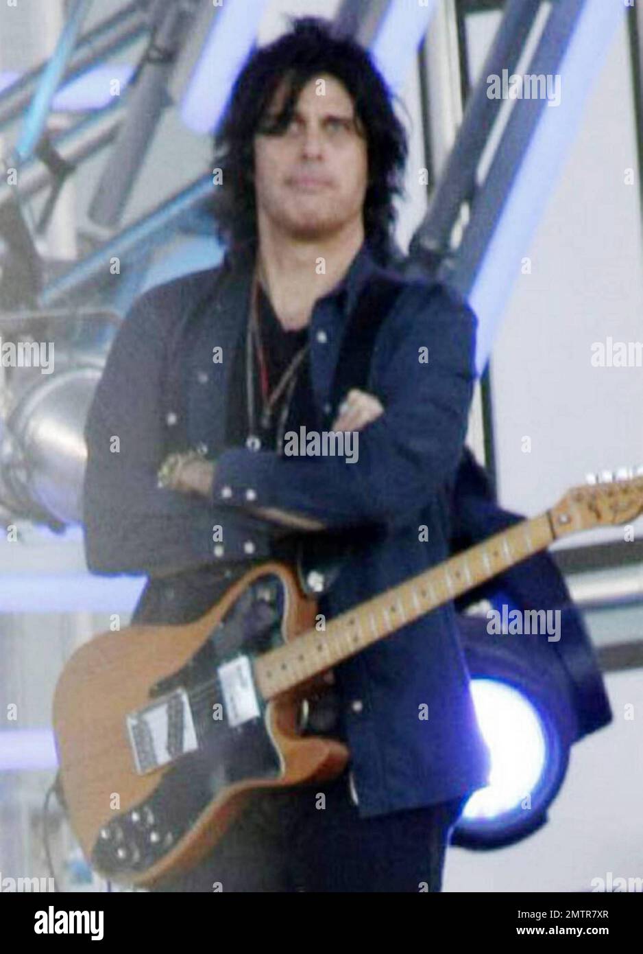 EXCLUSIVE!! Dean DeLeo of the rock band Stone Temple Pilots performs on ...