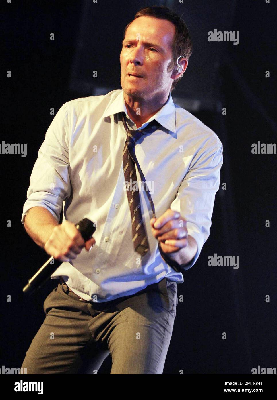 Scott weiland album hi-res stock photography and images - Alamy
