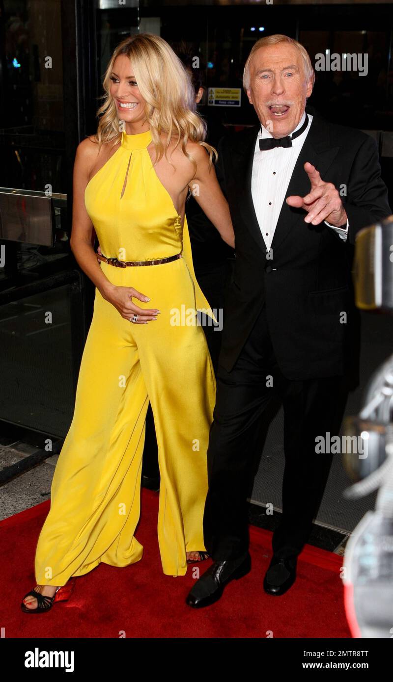 Bruce forsyth strictly come dancing hi-res stock photography and images ...