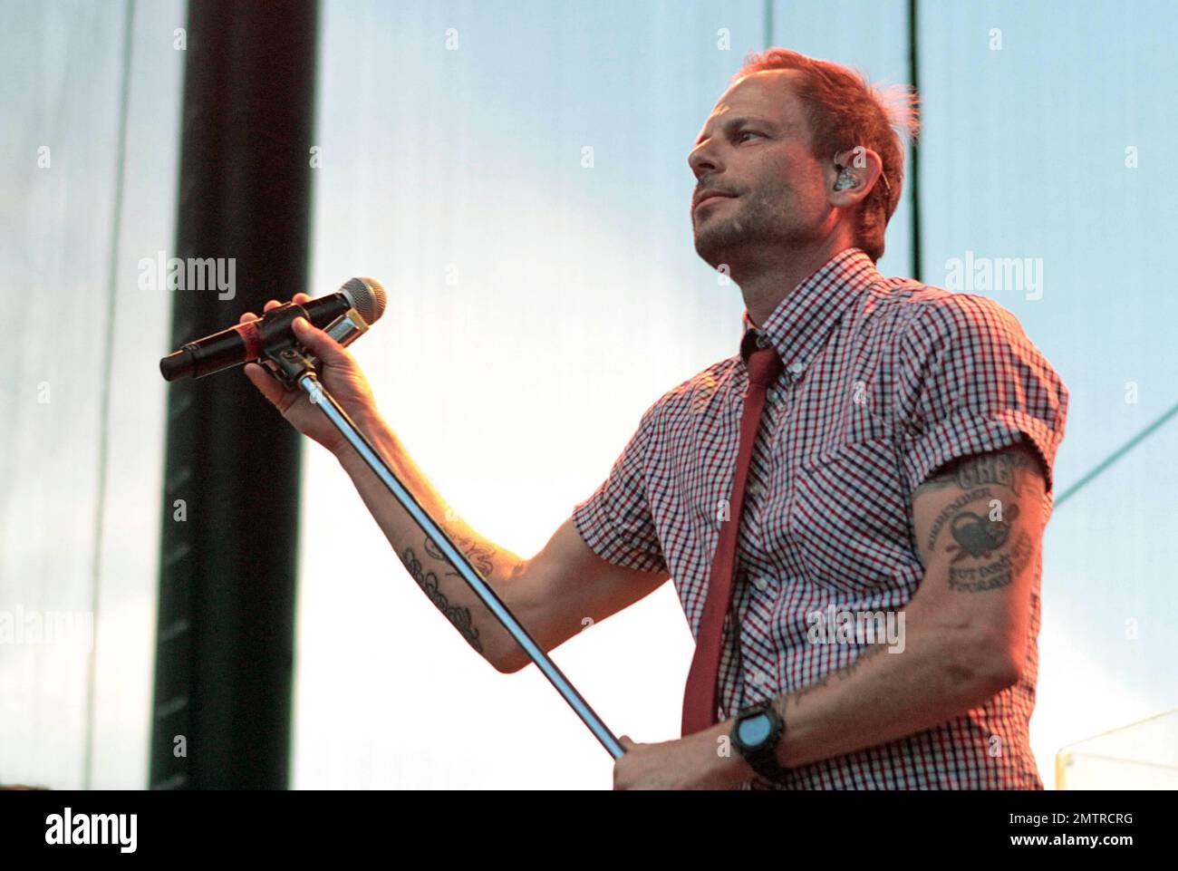 Robin Wilson of 'The Gin Blossoms' performs in concert as part of the ...