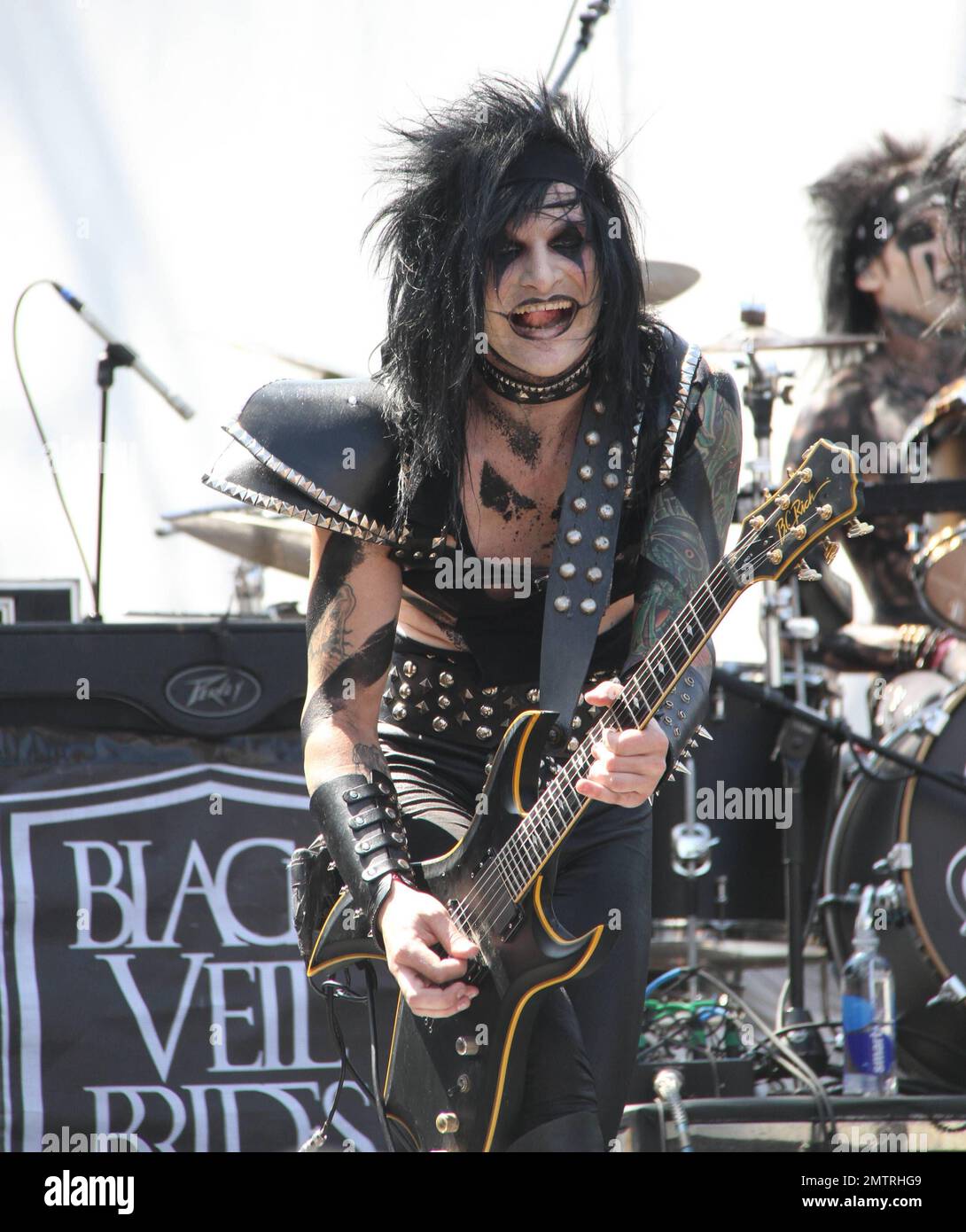 Black veil brides band hi-res stock photography and images - Alamy