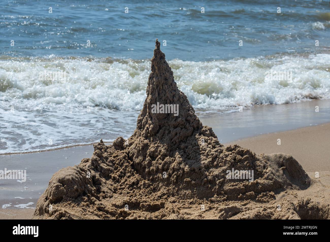 Wet sand building hi-res stock photography and images - Alamy