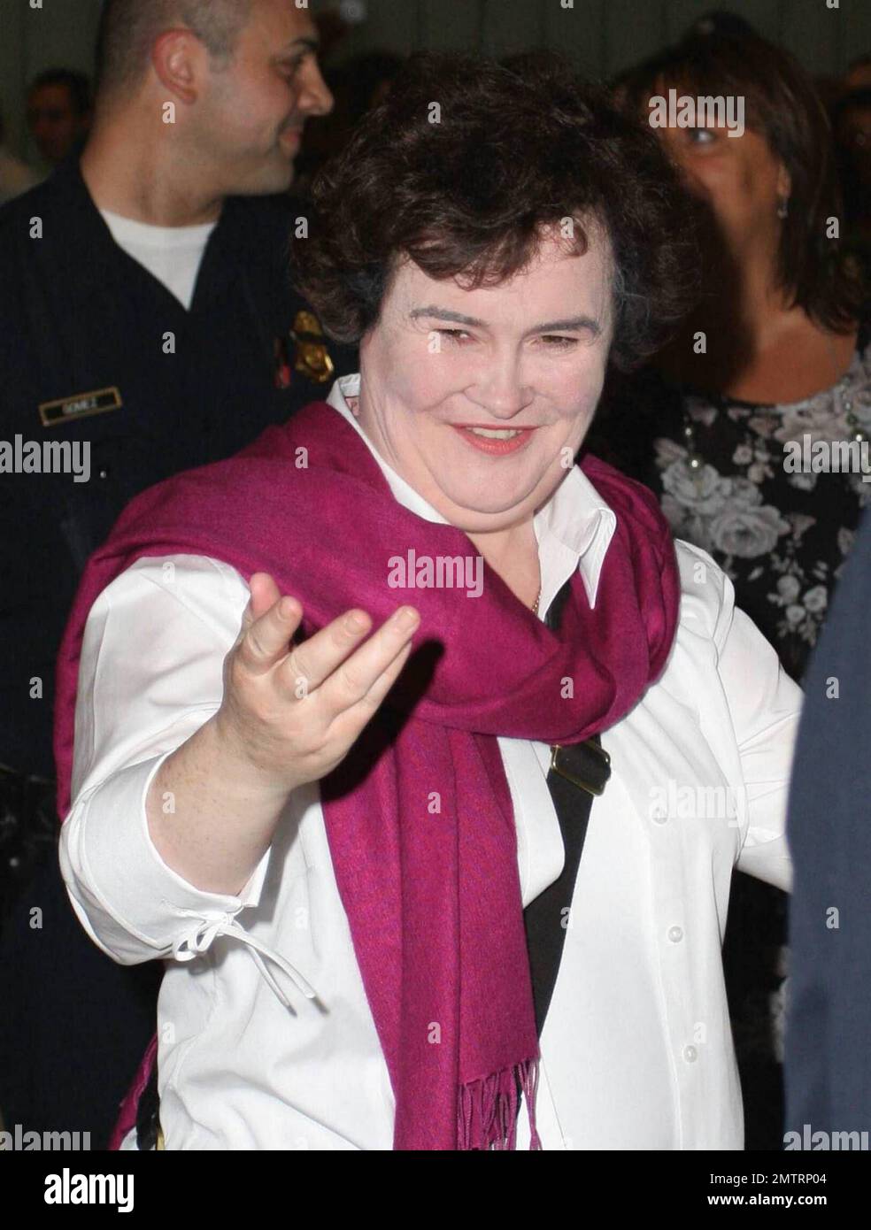 Scottish singing sensation Susan Boyle arrives at LAX smiling and ...