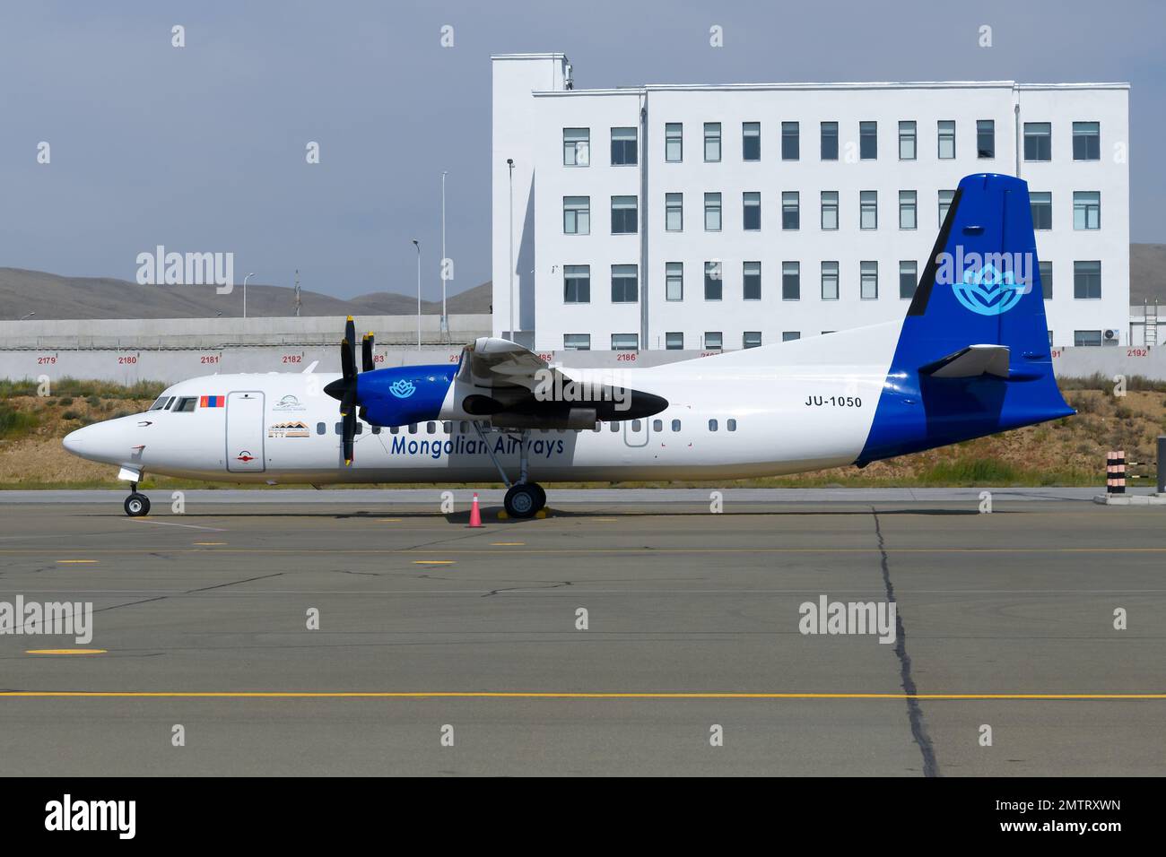 Mongolian airways aircraft hi-res stock photography and images - Alamy