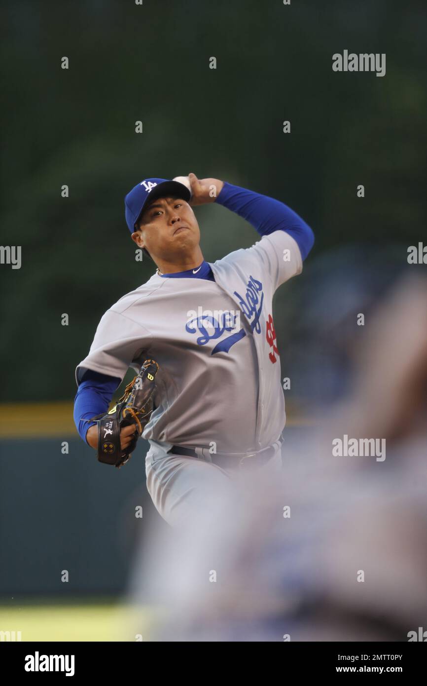 Los Angeles Dodgers starting pitcher Hyun-Jin Ryu (99) in the first ...