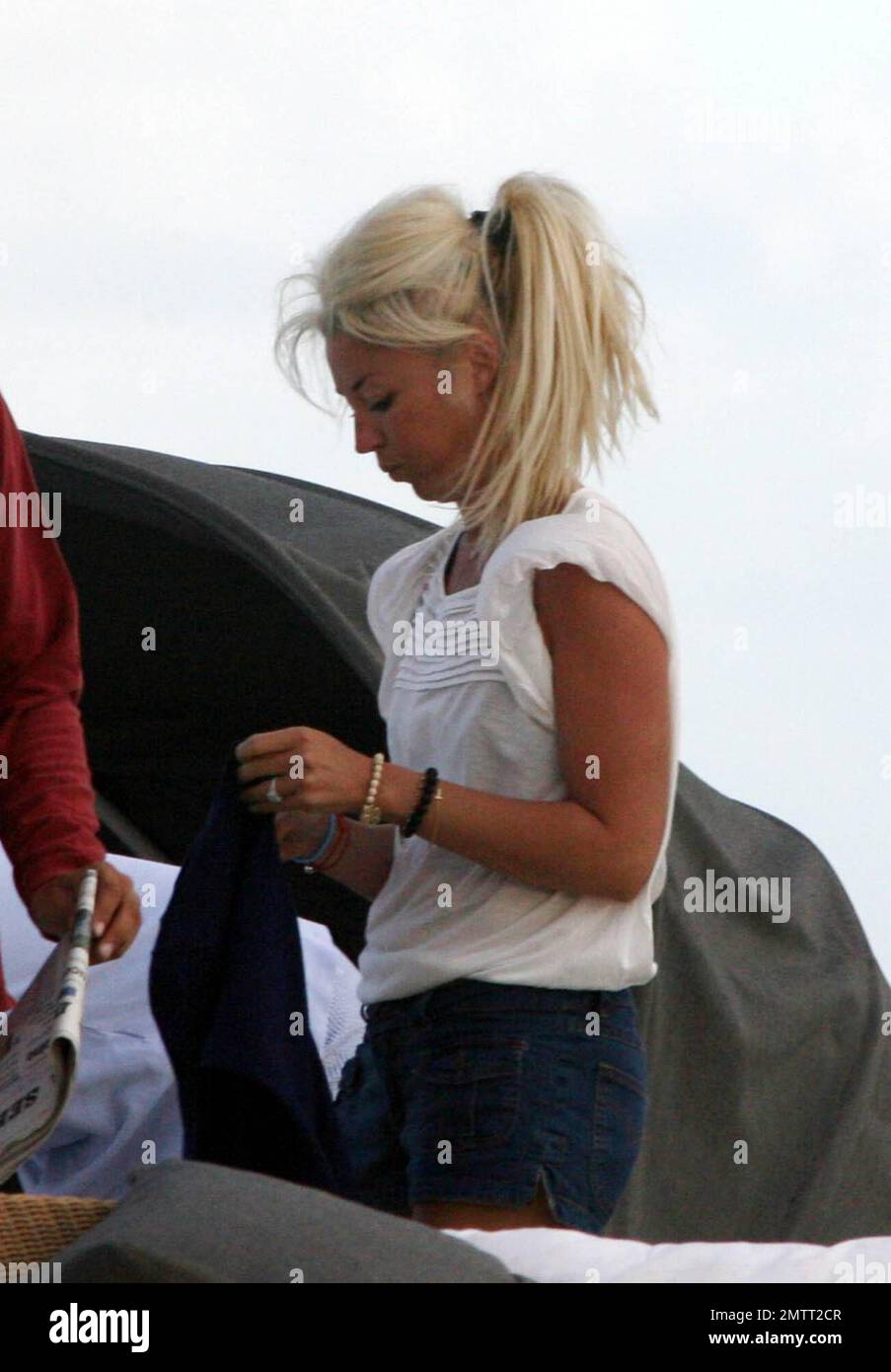 UK socialite Tamara Beckwith and fiance Italian construction heir ...
