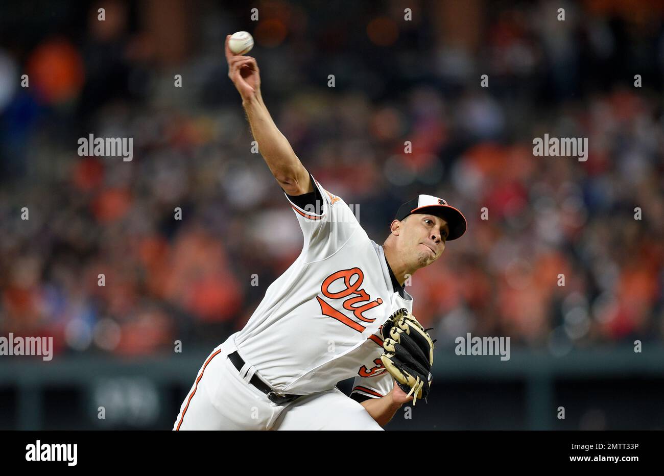 Baltimore Orioles starting pitcher Ubaldo Jimenez (31) delivers a pitch ...