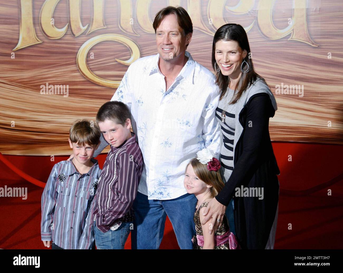 Kevin sorbo and wife hi-res stock photography and images - Alamy
