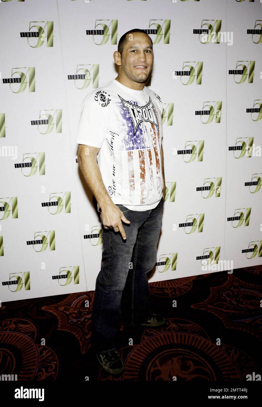 Olympic wrestler and Strikeforce mixed martial artist Dan Henderson ...