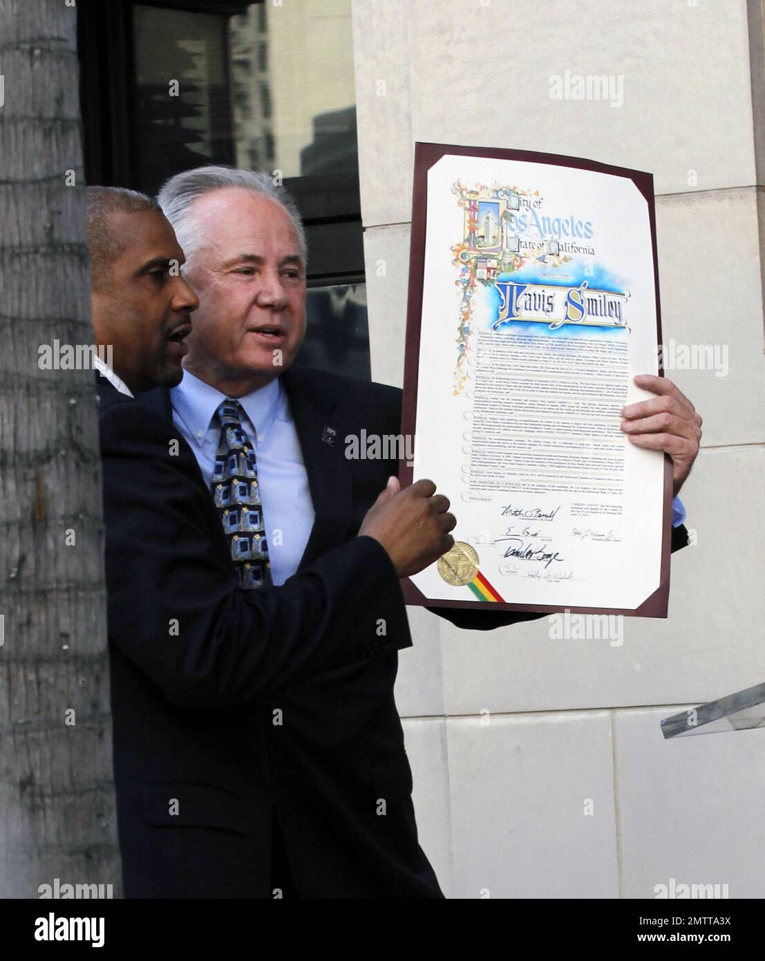 Tavis smiley and jay leno hi-res stock photography and images - Alamy