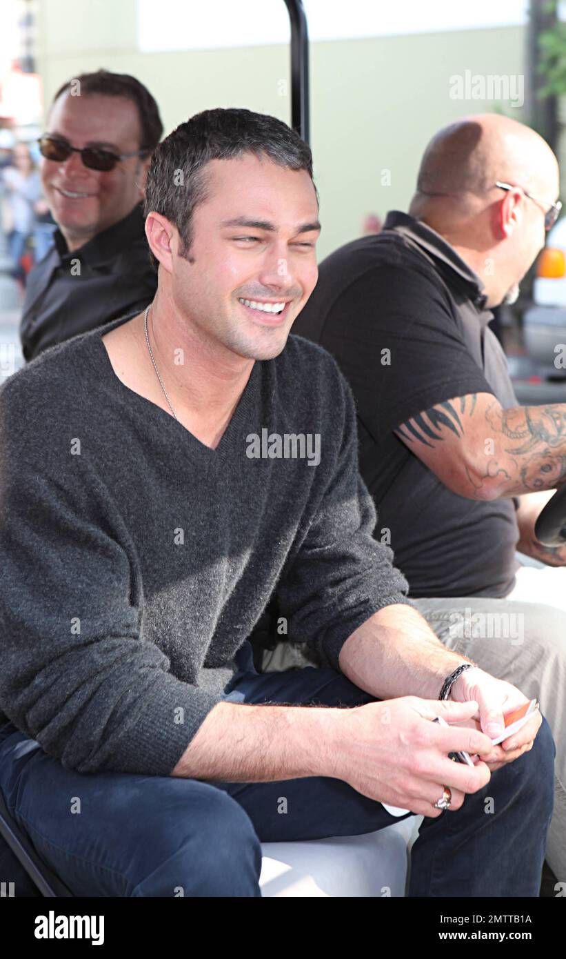 'Chicago Fire' star Taylor Kinney was spotted at the Grove shopping ...
